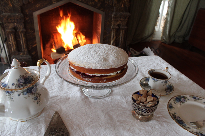 Afternoon Tea: Victoria Cake – Kevin Lee Jacobs