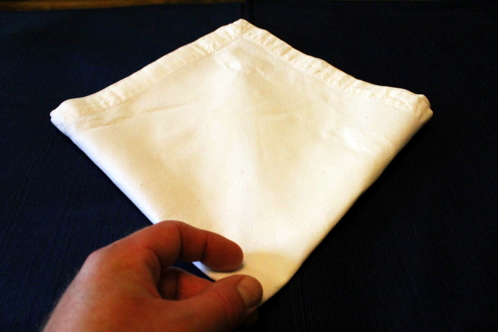 Napkin Folding 101: Fleur de Lis – Kevin Lee Jacobs