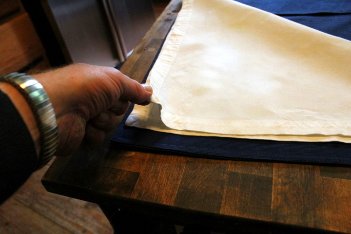 Napkin Folding 101: Fleur de Lis – Kevin Lee Jacobs