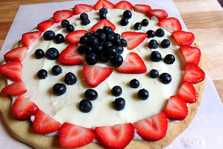 A Fabulous Fruit Pizza – Kevin Lee Jacobs