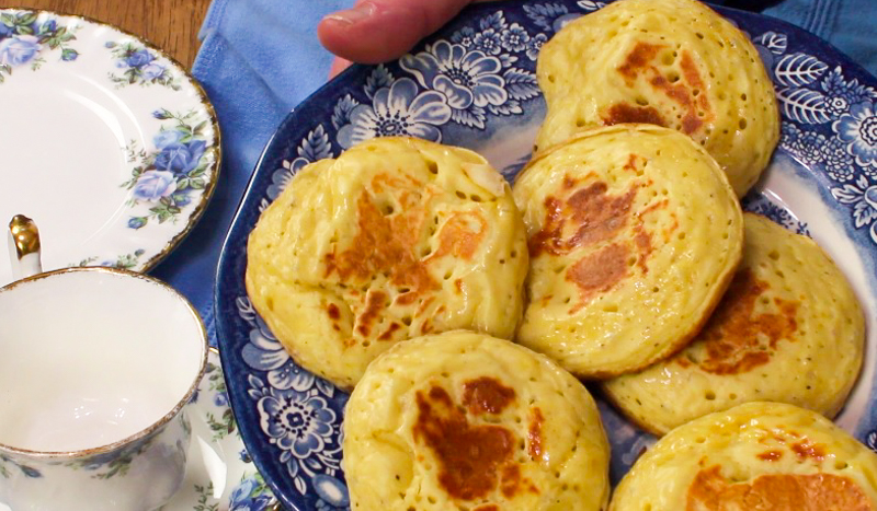 Easy Homemade Crumpets – Kevin Lee Jacobs