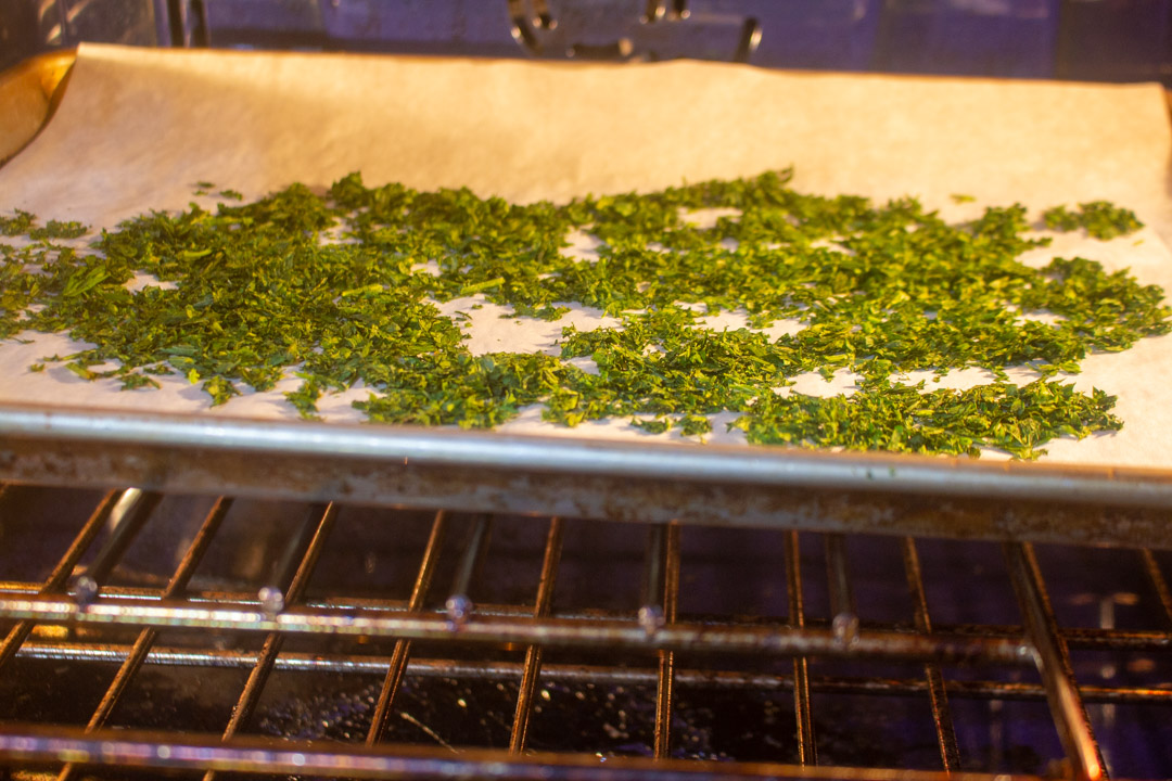 How to Dry Parsley in the Oven – Kevin Lee Jacobs