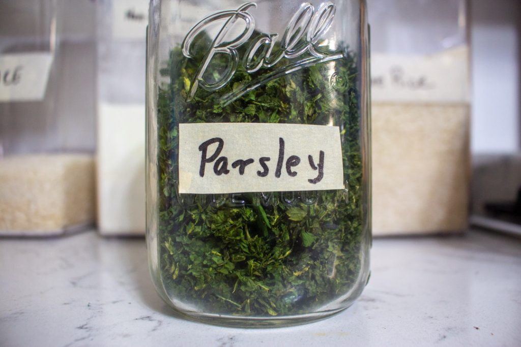 How to Dry Parsley in the Oven – Kevin Lee Jacobs