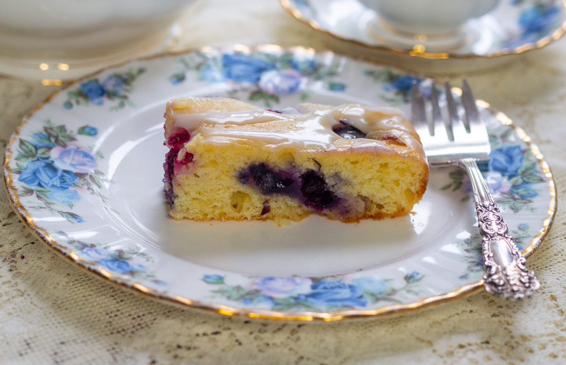 Afternoon Tea: Blueberry Traybake – Kevin Lee Jacobs